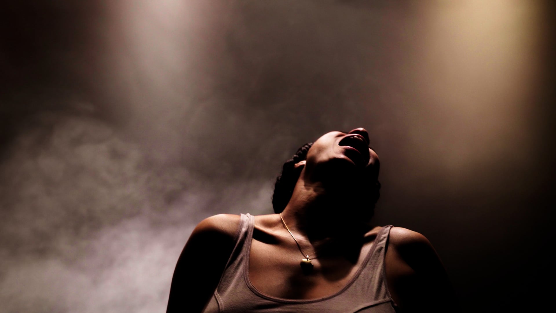 Farhat Khan Hermana De Aamir Khan